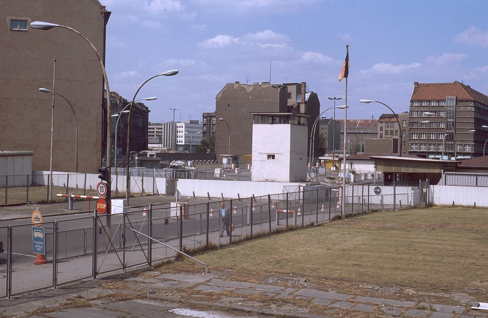 1982-07-007-Berlin-X1000